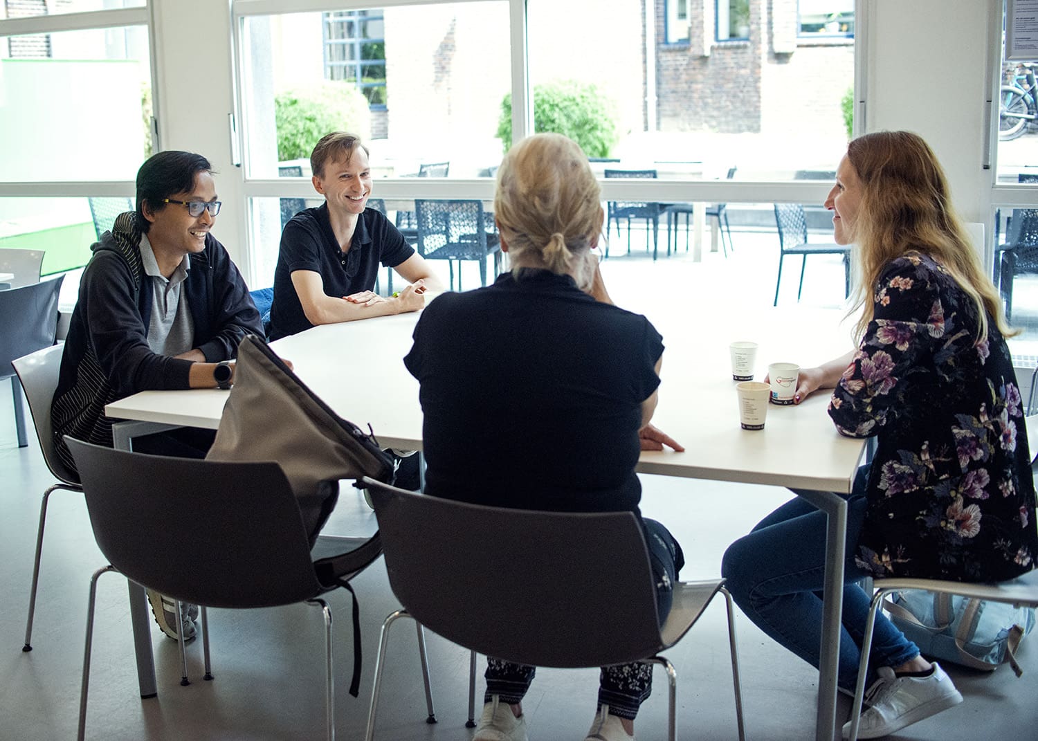 Let's Talk Dutch - IWCN